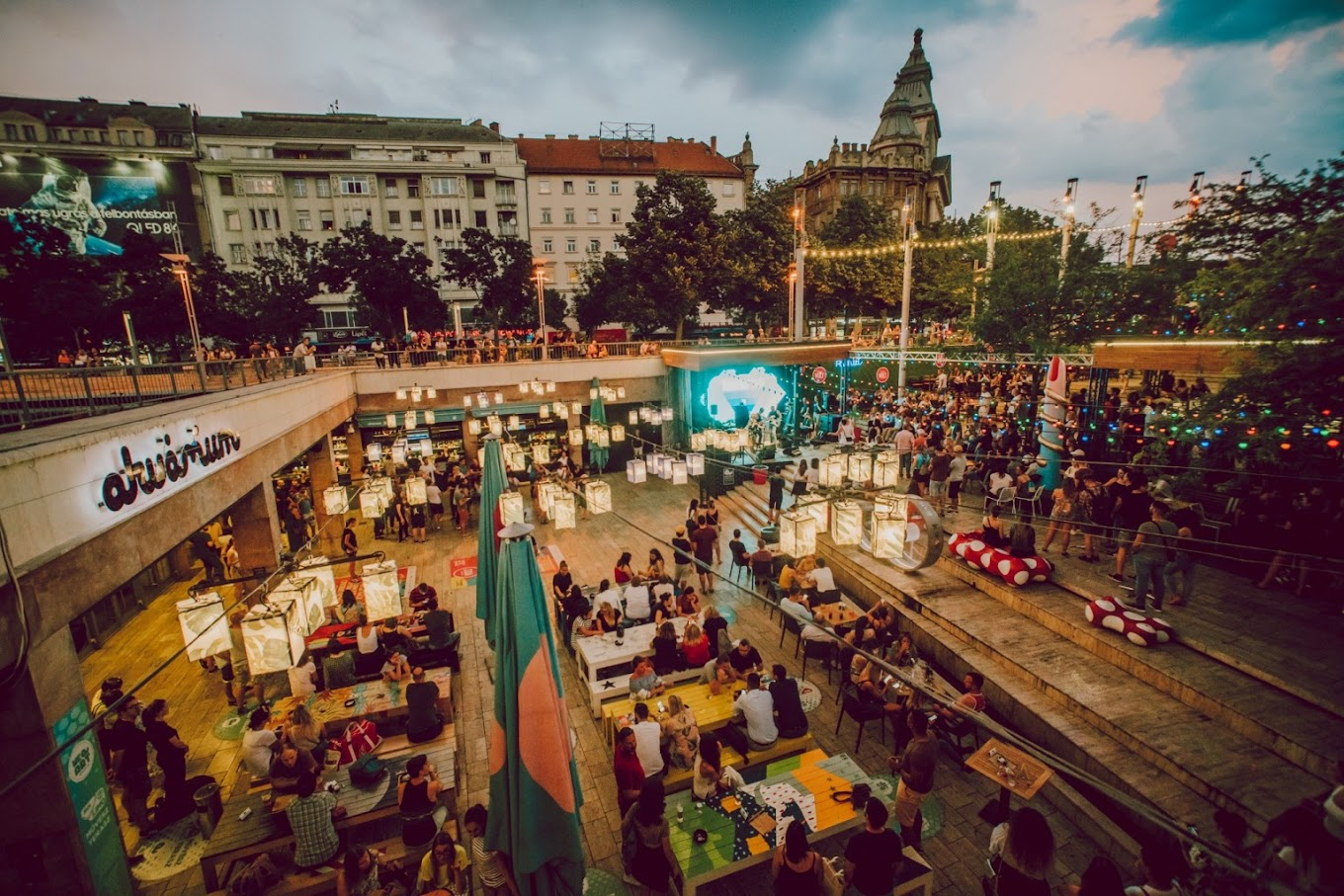 The Best Bars in Budapest: A Local's Guide to the Top Drinking Spots